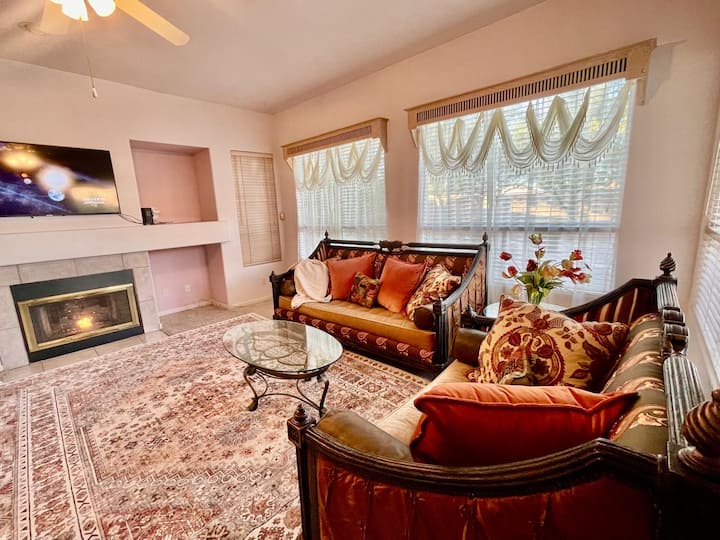 Star’s Oasis - Gilbert, AZ