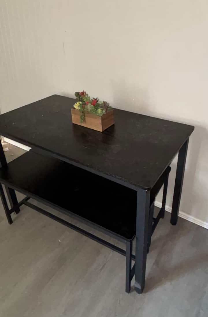 The Violet Retreat - Shreveport, LA