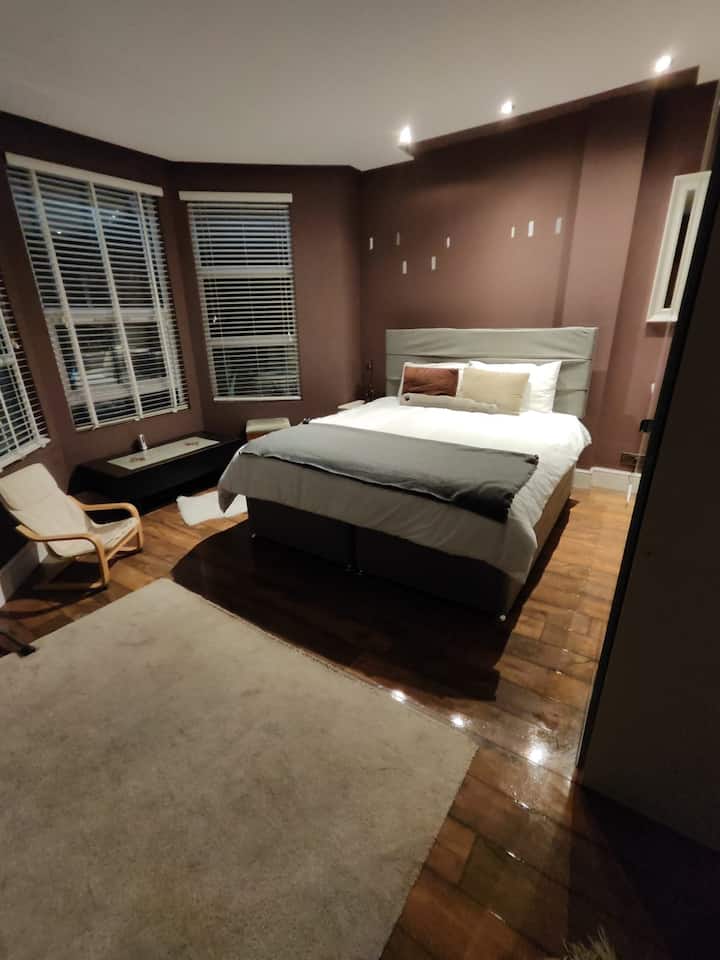 Vesta House - London