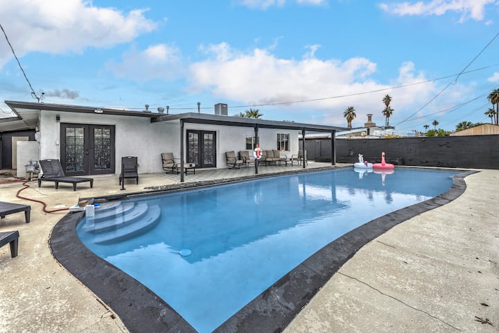 Art District Villa - Las Vegas, NV