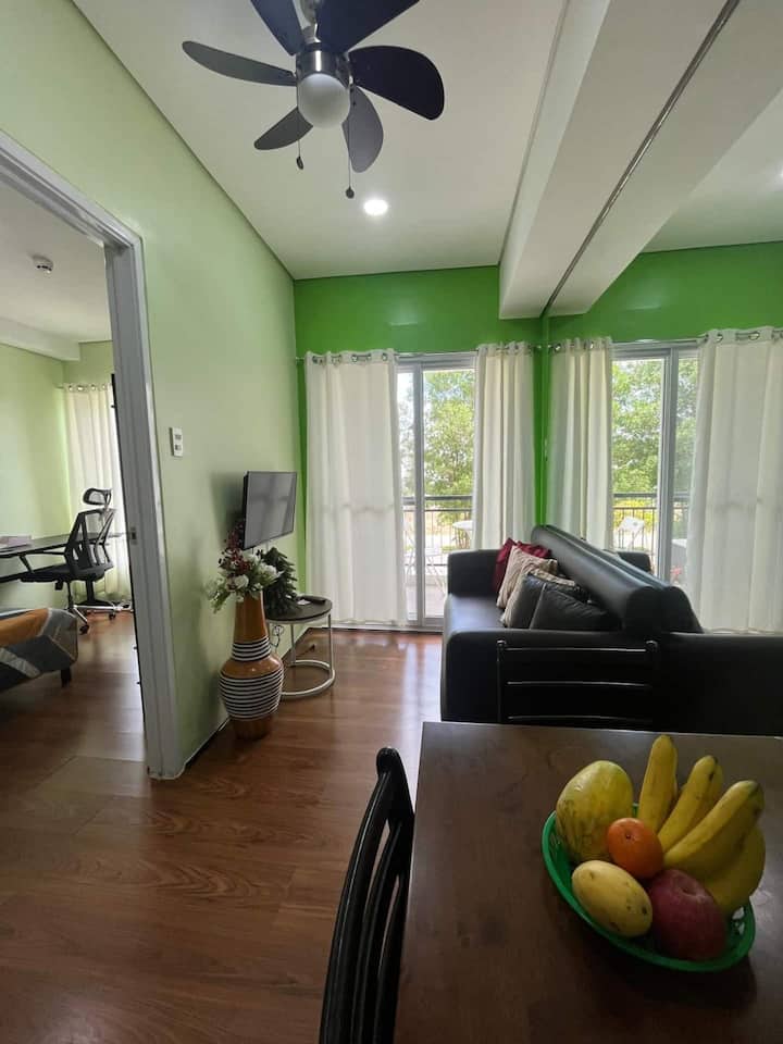 Perfect For Groups: Two 1br Condos W/ Pool Access - Roxas City