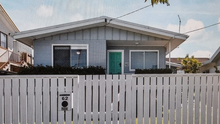 Seabreeze@margate
Beachside, Close To Amenities. - Redcliffe