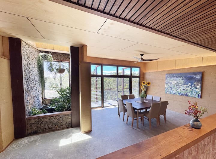 Maculata @Bawley New 3 Bed Rammed-earth Home - Bawley Point