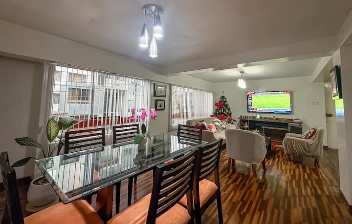 Duplex Con 3 Amplias Habitaciones Y 04 Camas. - Salaverry