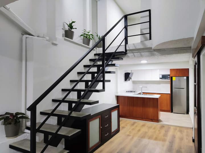 Elegante Duplex Nuevo - Cuenca