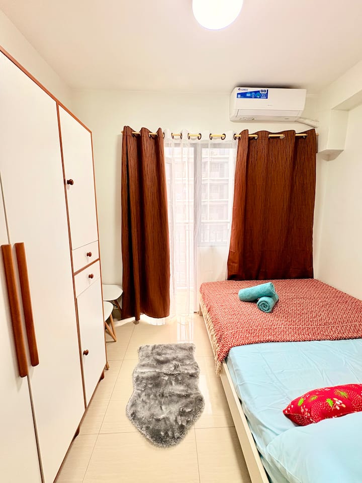 Comfy Condo | Near Moa - Pasay