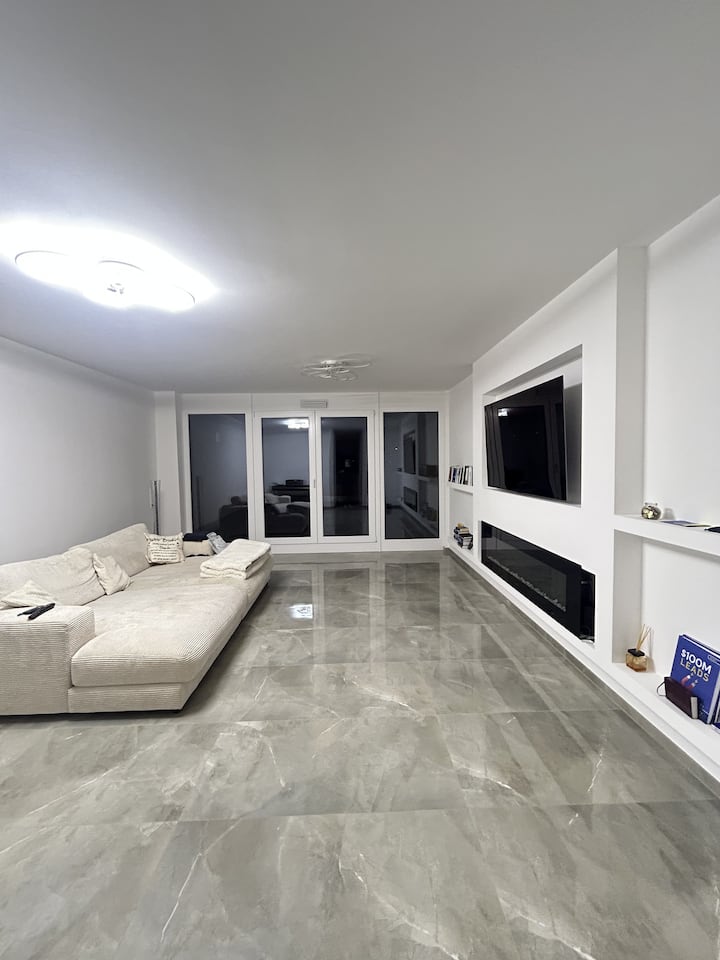 Luxus-wohnung | Top-ausstattung | Nähe Zentrum - Ulm