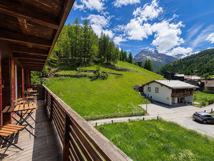 Vacation Rental For Families And Groups - Saas-Fee