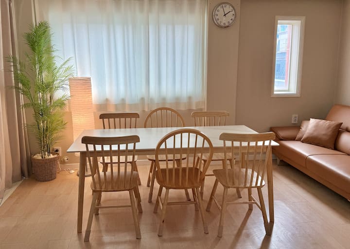 4-room/논현역5분/공항버스5분/신논현역7분 - Seoul