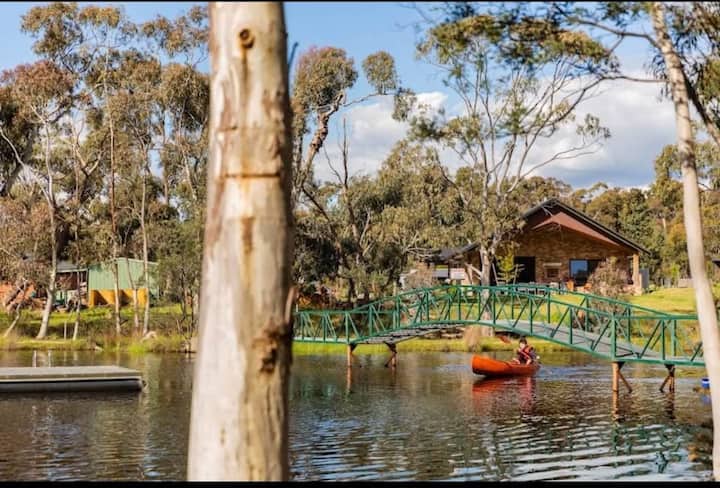 Escape To Nature: At Kyneton Bushland Resort - Kyneton
