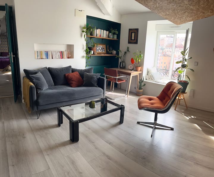 Mini Loft Dans Un Canut - Lyon