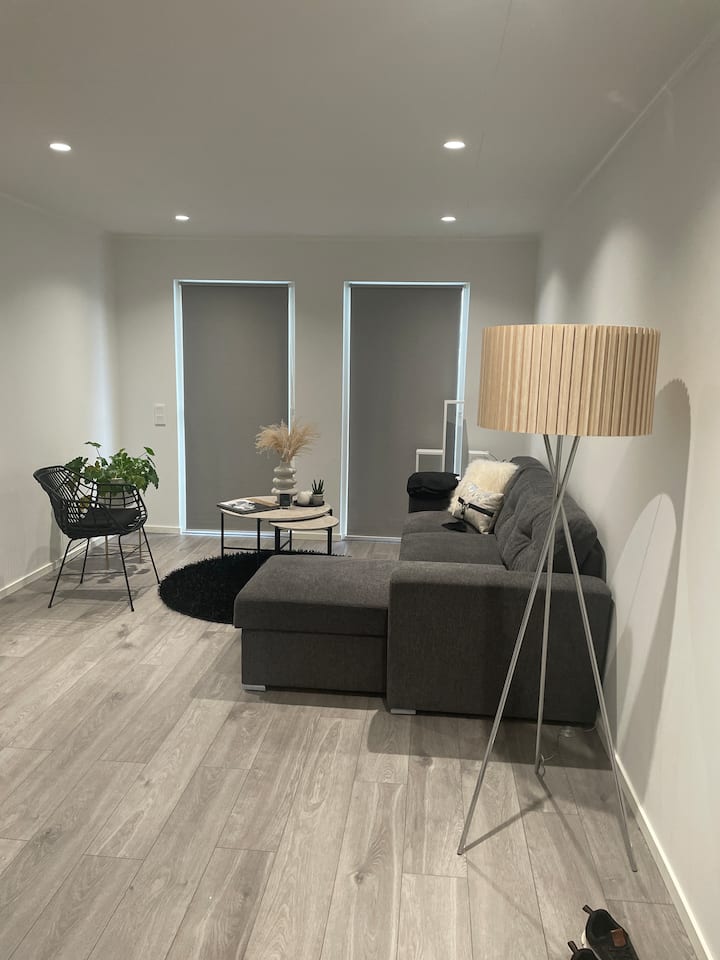 Mini Hus På 33kvm Anpassat För En Eller Två. - Varberg