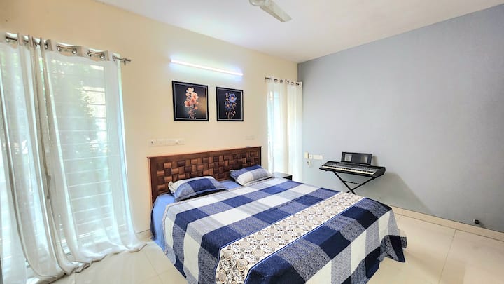 Airbnb Master Room Cozy2 Stay Porur/dlf It Park - Chennai