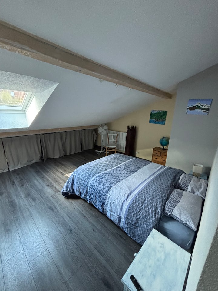 Chambre à Gex - Accès Rapide Genève (Lgbt Amical) - Gex