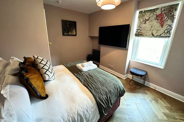The Stray - Harrogate - Knaresborough