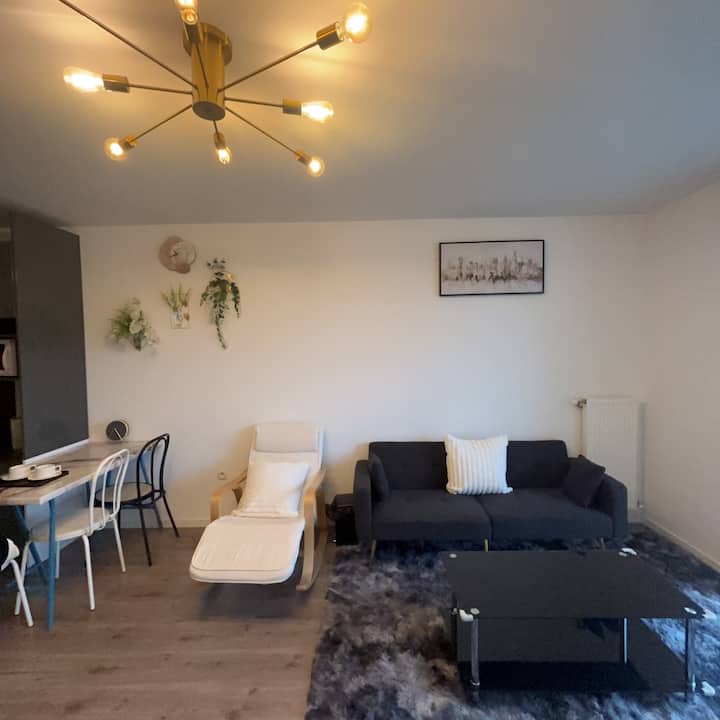Spacieux Appart 67m², 2 Chambres, La Défense - Puteaux