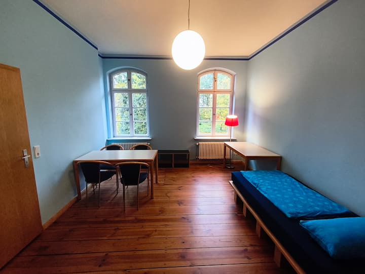 "Südgiebelwohnung" Mit 2 Schlafzimmern Und Balkon - Kloster Lehnin