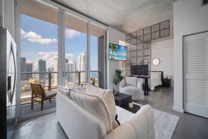 Chic Apartment In The Center Of Downtown Miami - Miami