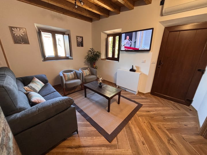 La Casa De Piedra - Los Corrales de Buelna