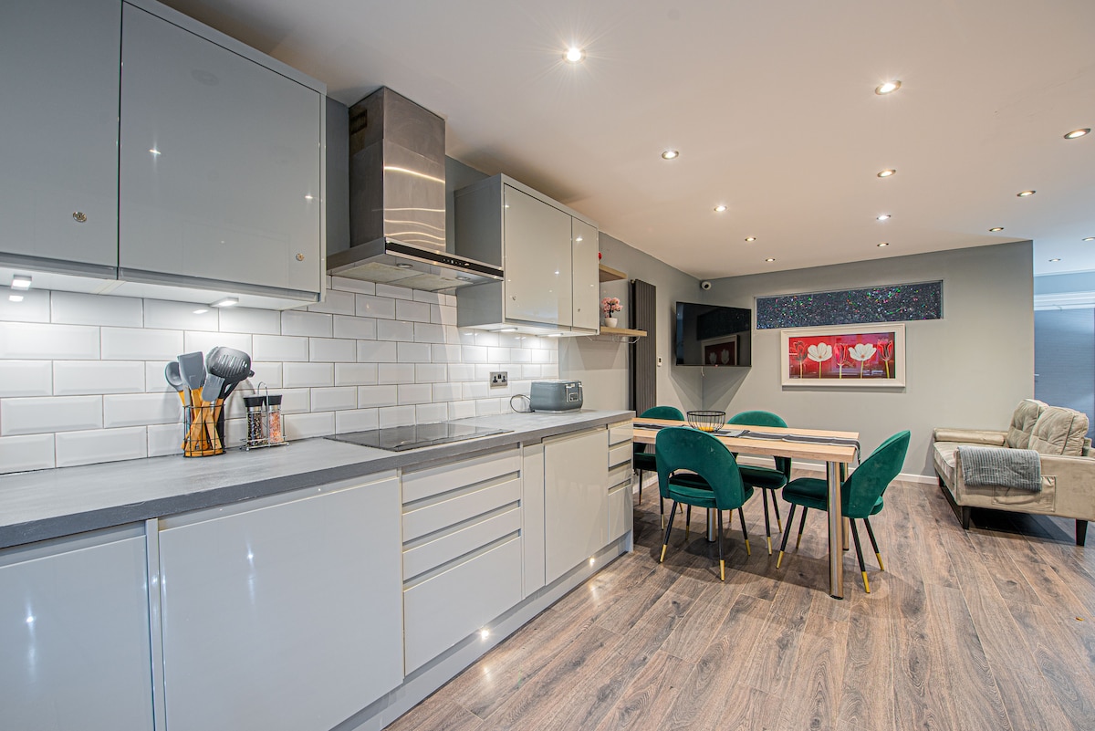 Elegante casa de 4 dormitorios con jacuzzi en Londres - Airbnb