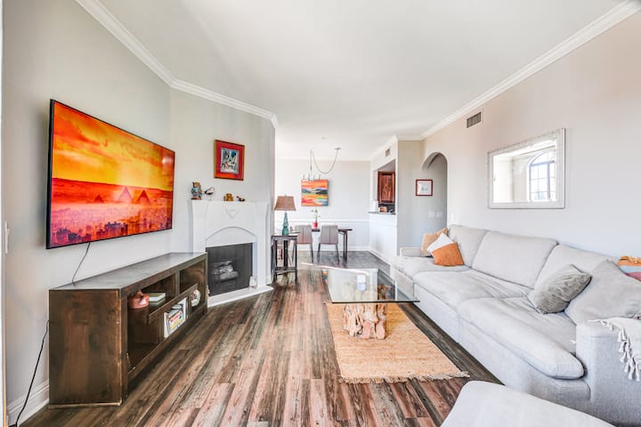 Stylish Boho 2br-2ba Unit Prime Location Burtonway - Beverly Hills