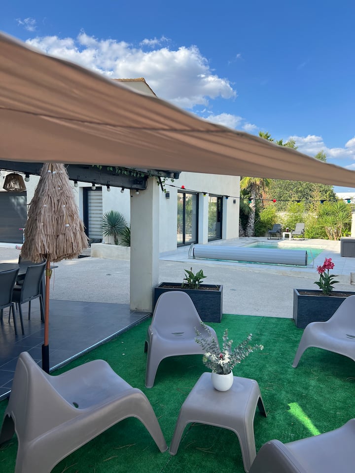 Grande Villa, Piscine, Hammam,  Salle De Jeux - Pérols