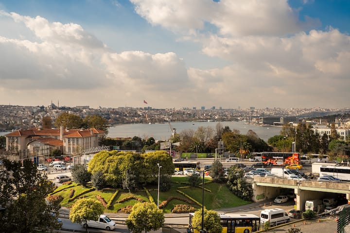 Fully Renovated-sea Views-lift- Near Galata Tower - İstanbul
