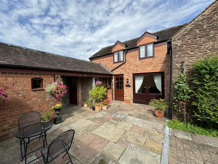 Converted Stable Near The Forest Of Dean - Forest of Dean