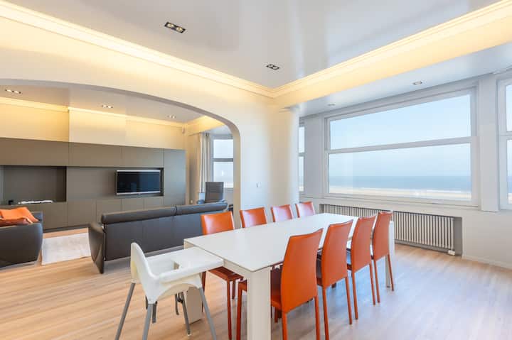 Sunbeach Ostende Avec Vue Frontale Sur Mer - Ostende