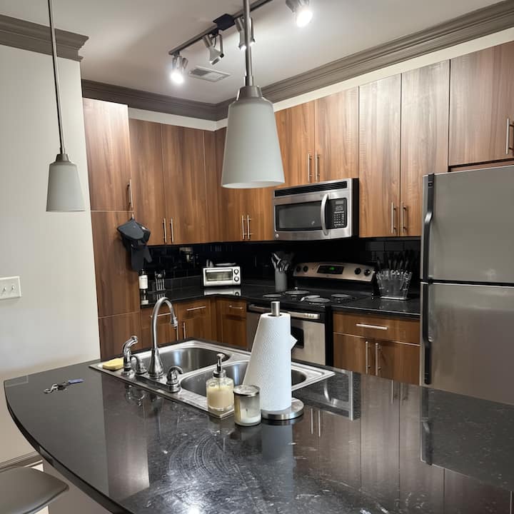 Comfy Cozy Extended Stay| Perimeter Center - Dunwoody, GA
