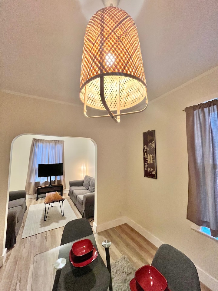 Peg City Zen Suite/2 Br/entire Home/free Parking - 