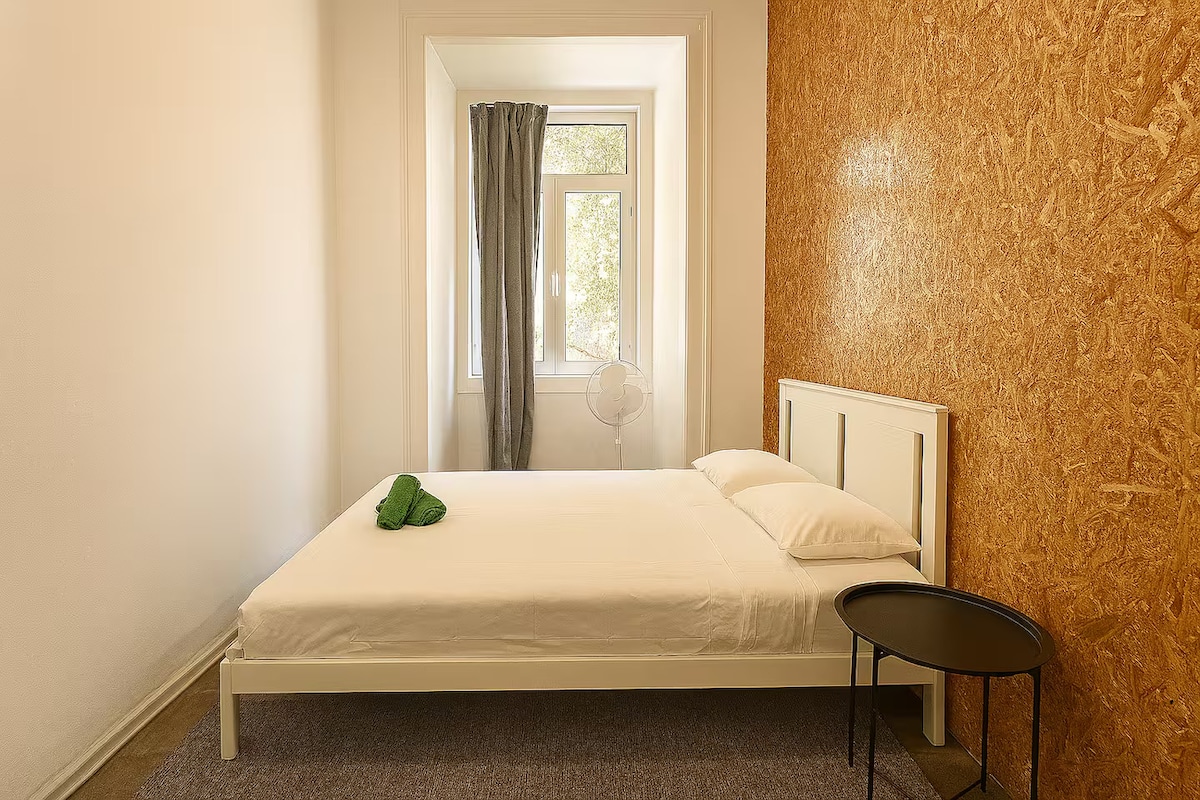 Quarto Riverside Explorer # - Airbnb