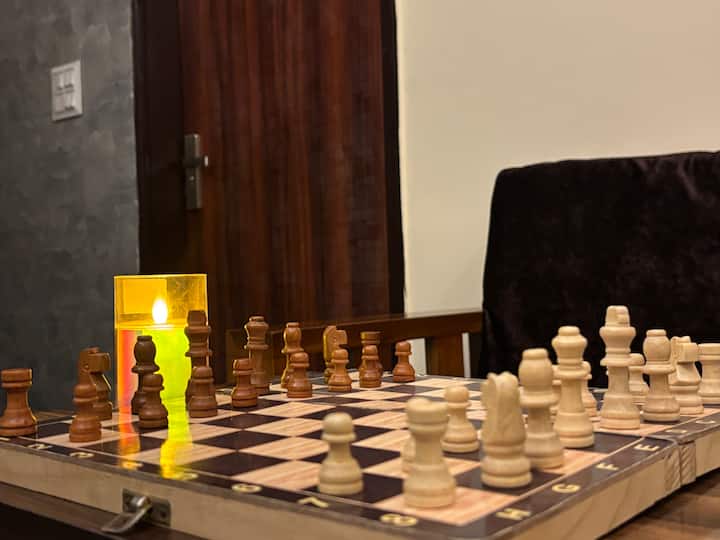 Warm 1.5bhk 1 Bedroom+1 Small Bedroom Amber House - Delhi