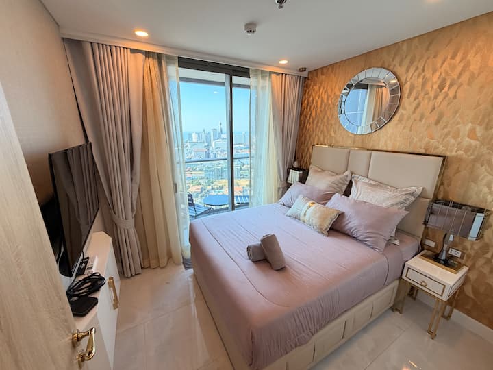 Copacabana Jomtien Beach Condominium-37th Fl - Jomtien