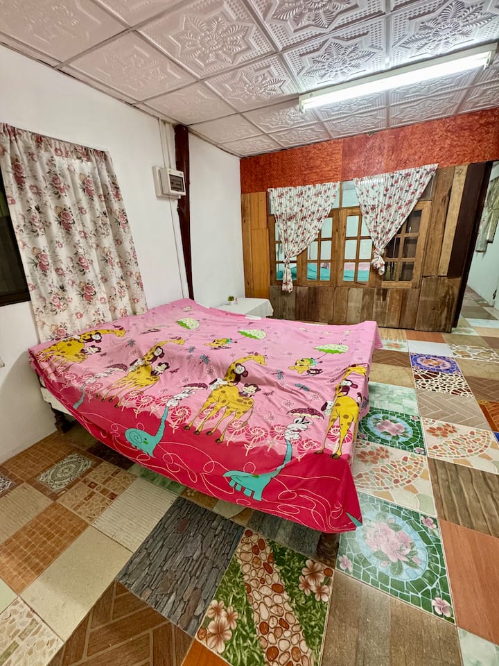 บ้านอบอุ่น - Mae Taeng