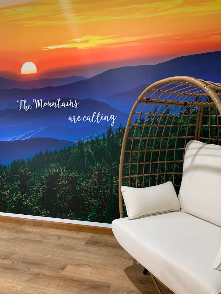 Smoky Heights~theater~sauna~ Hot Tub~views~events - Sevierville