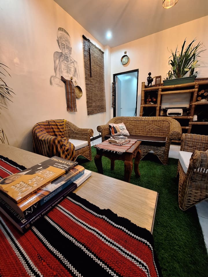 Cozy Escape In Baguio For Couples Or Small Group - La Trinidad