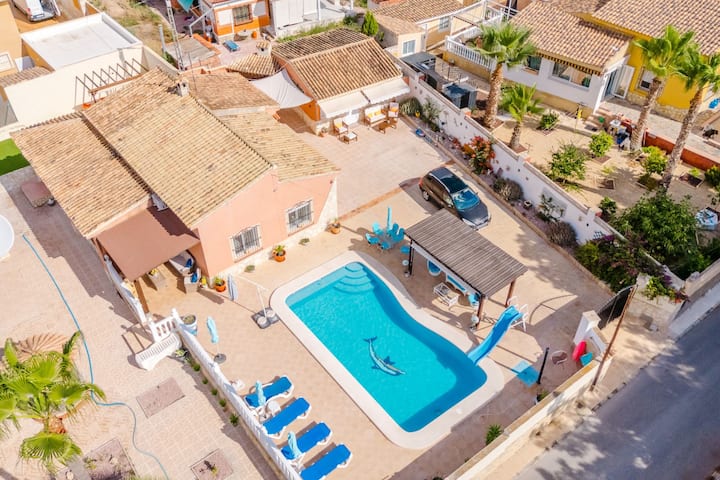 Beautiful Family Villa With Pool And Guest House - El Campello