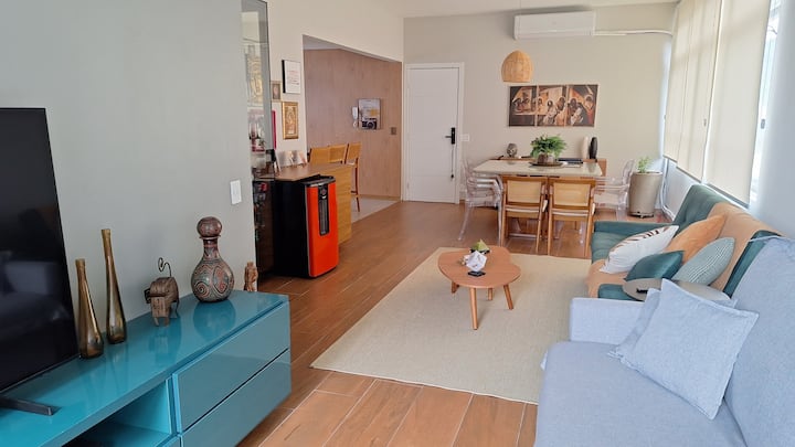 Lindo Apartamento Vista Pro Mar Na Ilha Porchat. - Santos, Brasil