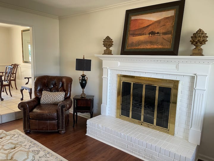 The Clubhouse - A Place For Family/group - Douglas, GA