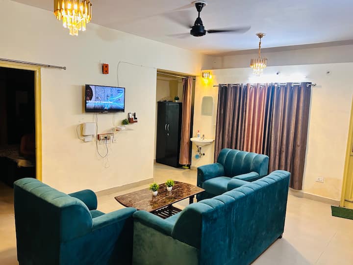 Kashi Heritage Home - Luxury 2bhk Near Assi Ghat - ワーラーナシー