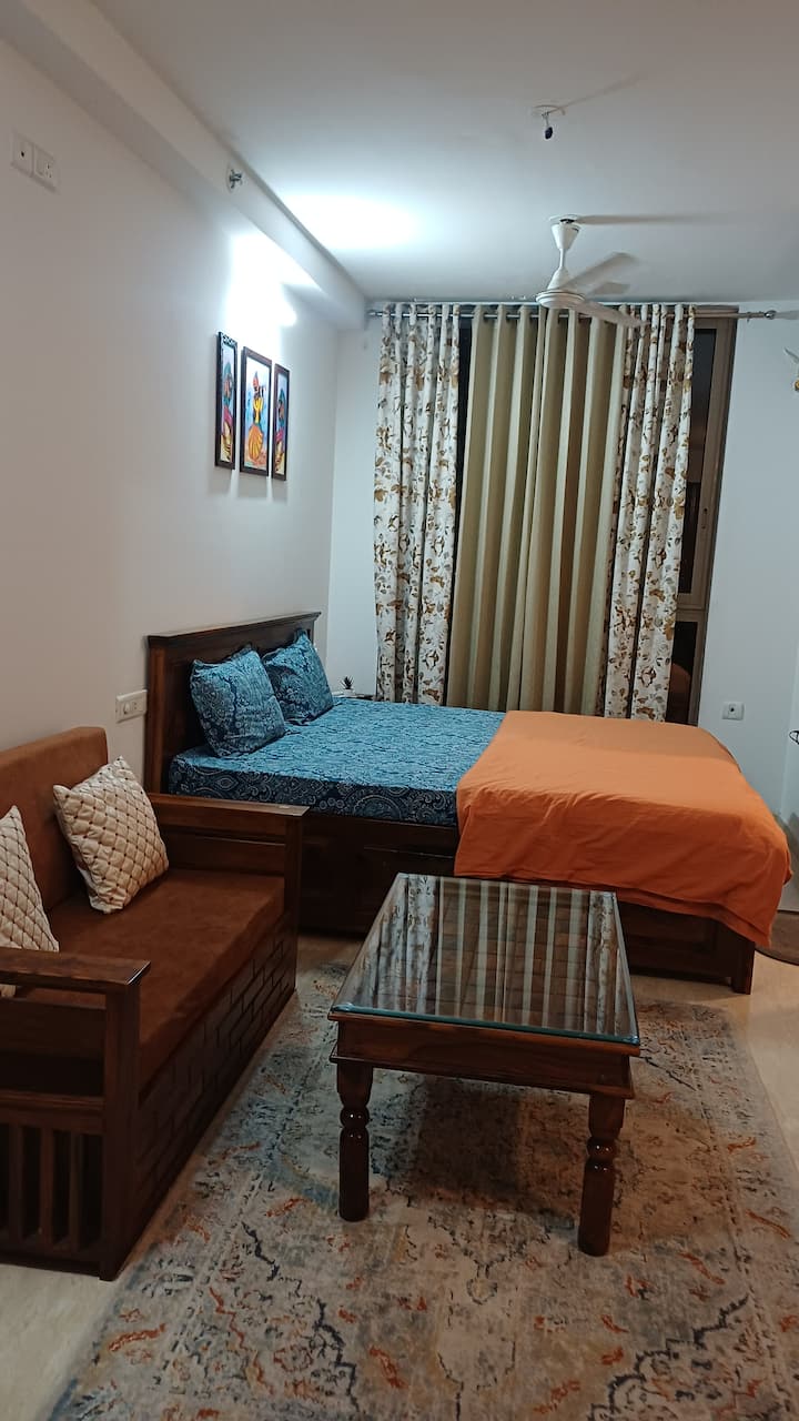 Royal Nest Hiranandani Estate - Thane