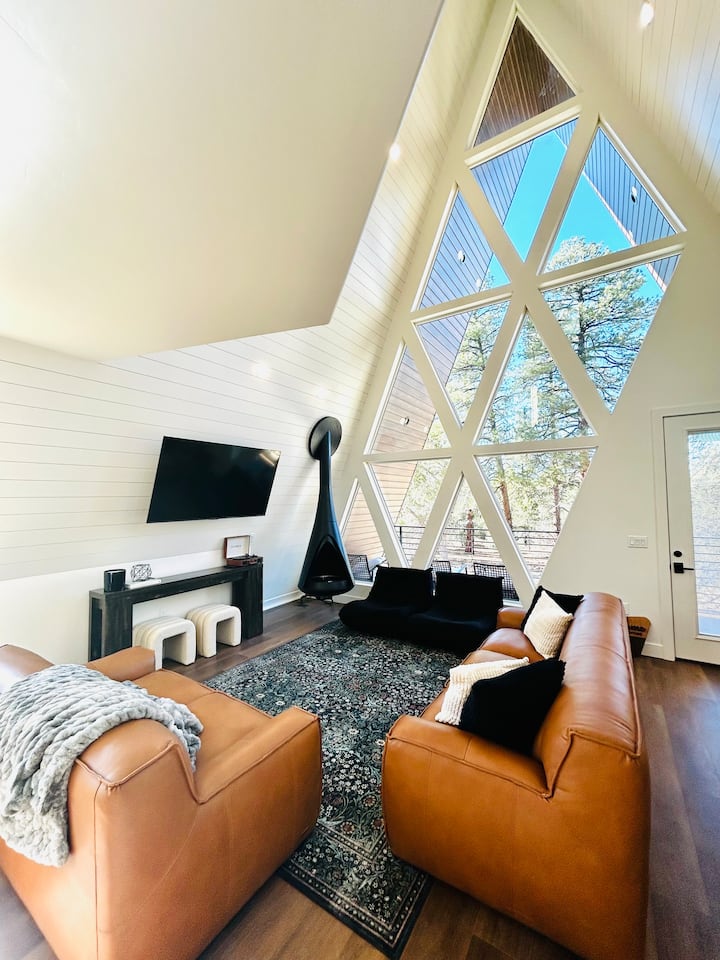 Zion Luxury A-frame +Hot Tub, Sauna & Cold Plunge - Zion National Park