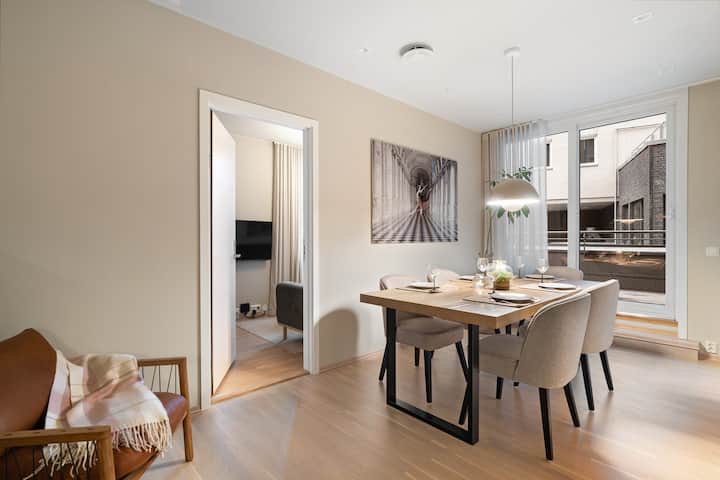 Flott Leilighet På Solsiden - 4 Soverom 4 Bad! - 트론헤임