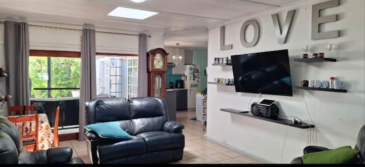 Splash And Stay Knysna
8 December - 11 January - Knysna