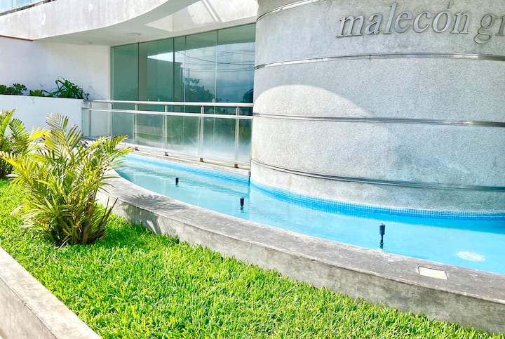 Exclusiva Habitación Con Balcón Y Vista Al Mar. - Perú