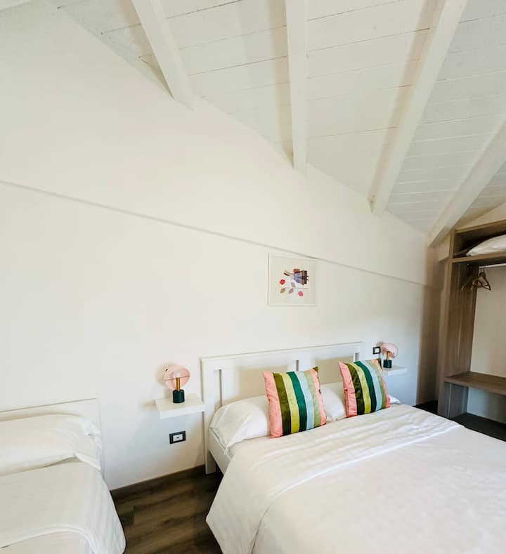 Tripla Vicino Al Centro Con Parcheggio E Colazione - Módena