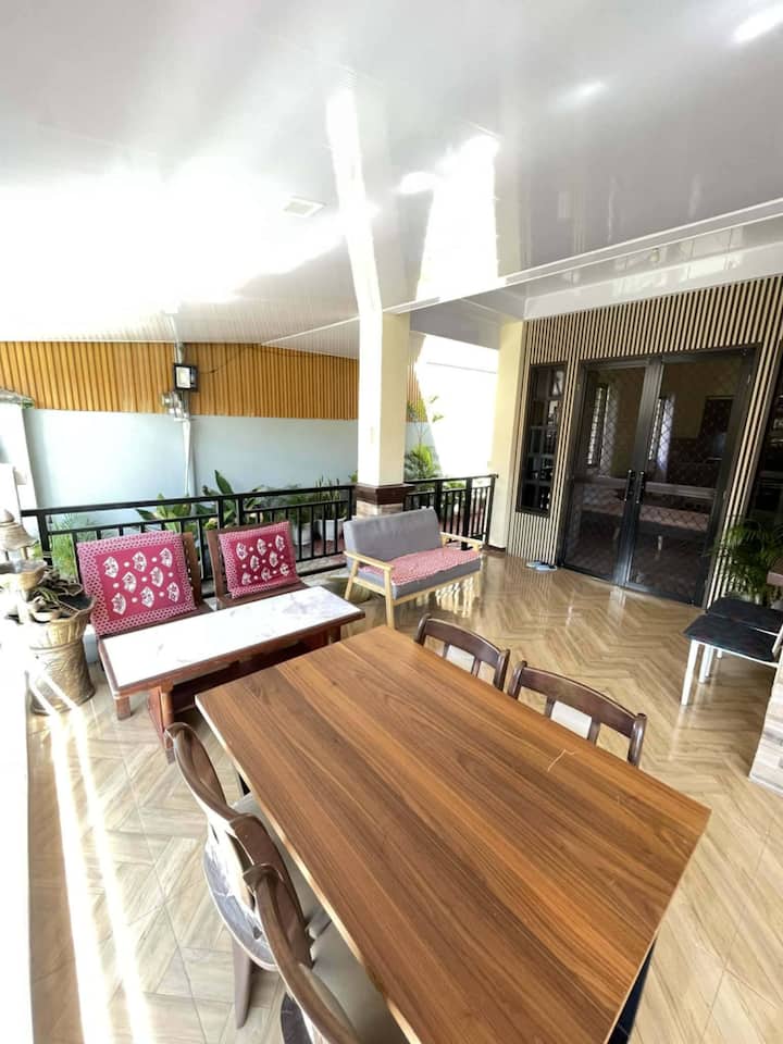 Chic & Cozy Hideaway, Premium Comfort Stay - Malaybalay