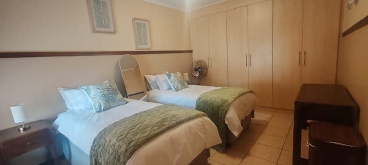 Aparment With Swimming Pool Facilities - Polokwane