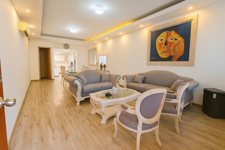 Casa Amplia Con Terraza En El Jardín - Santa Marta, Colombia